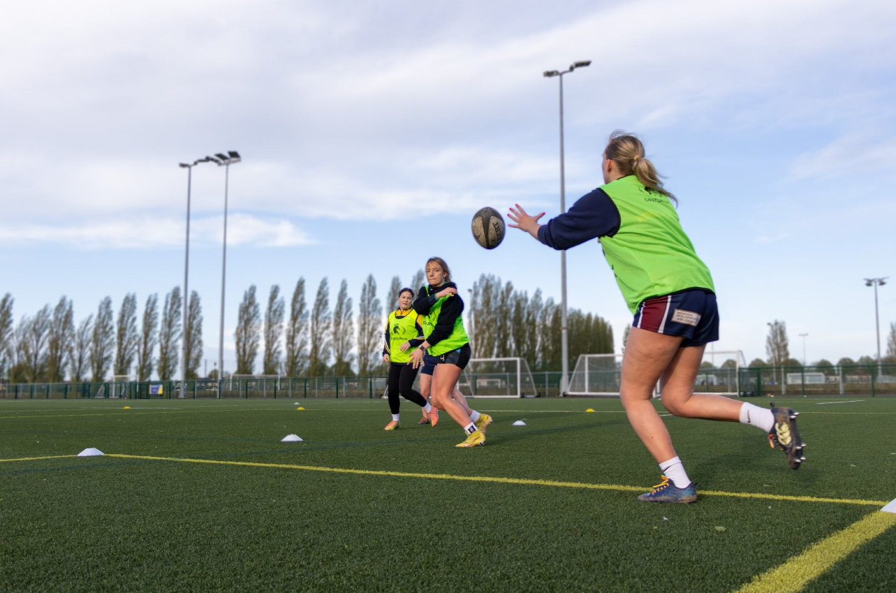Rugby Skills Session led by England player, Claudia Macdonald - Hull ...